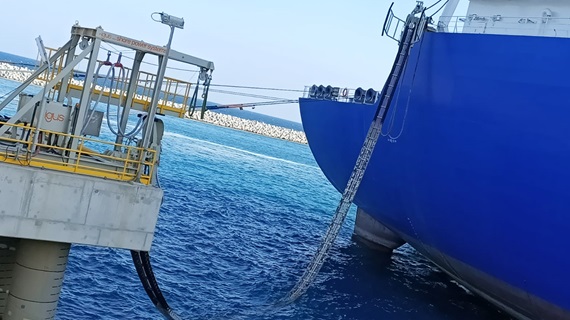 Offshore chain for the floating storage unit | igus®